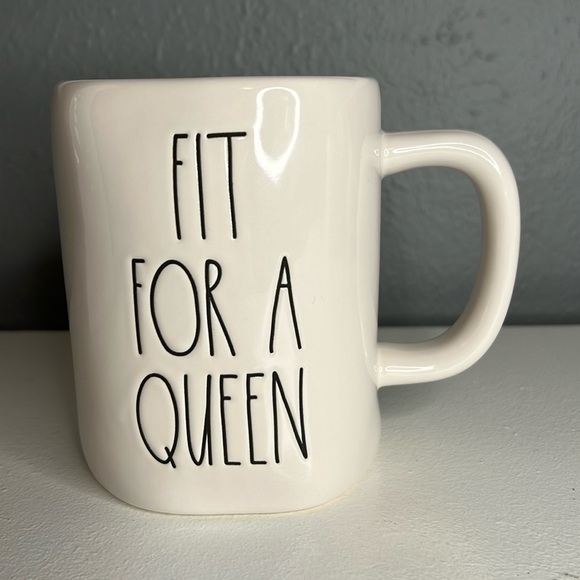 Rae Dunn | Kitchen | Nwt Rae Dunn Fit For A Queen Mug | Poshmark